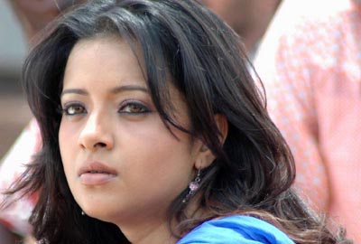 Reema Sen in family way | Indya101.com